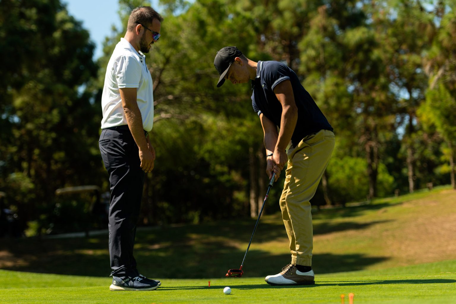 HOW TO KEEP FOCUSED GOLF LESSONS FOR JUNIORS - Black Iron Golf